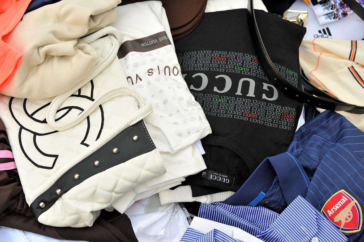How to Find Replicas on AliExpress: Fake Brands & Hidden Links | Alitools